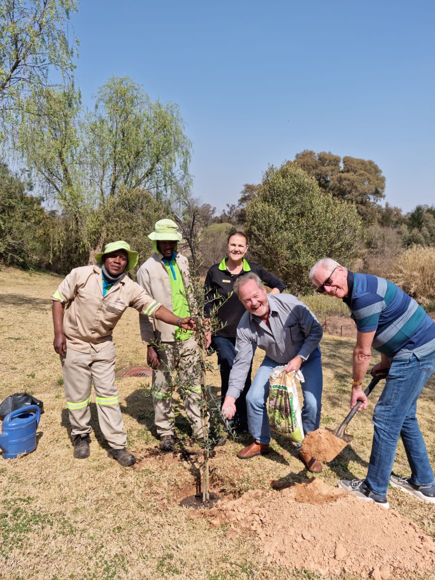 Inyoni celebrates Arbor Week – Rand Aid Association