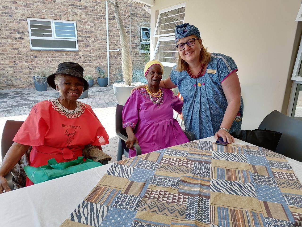 Gogos celebrate Heritage Day at Thembalami – Rand Aid Association