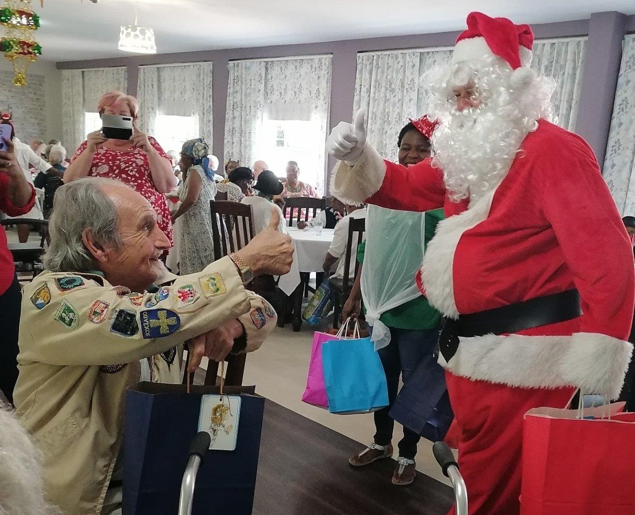 Thembalami and MODA enjoy some Christmas spirit – Rand Aid Association