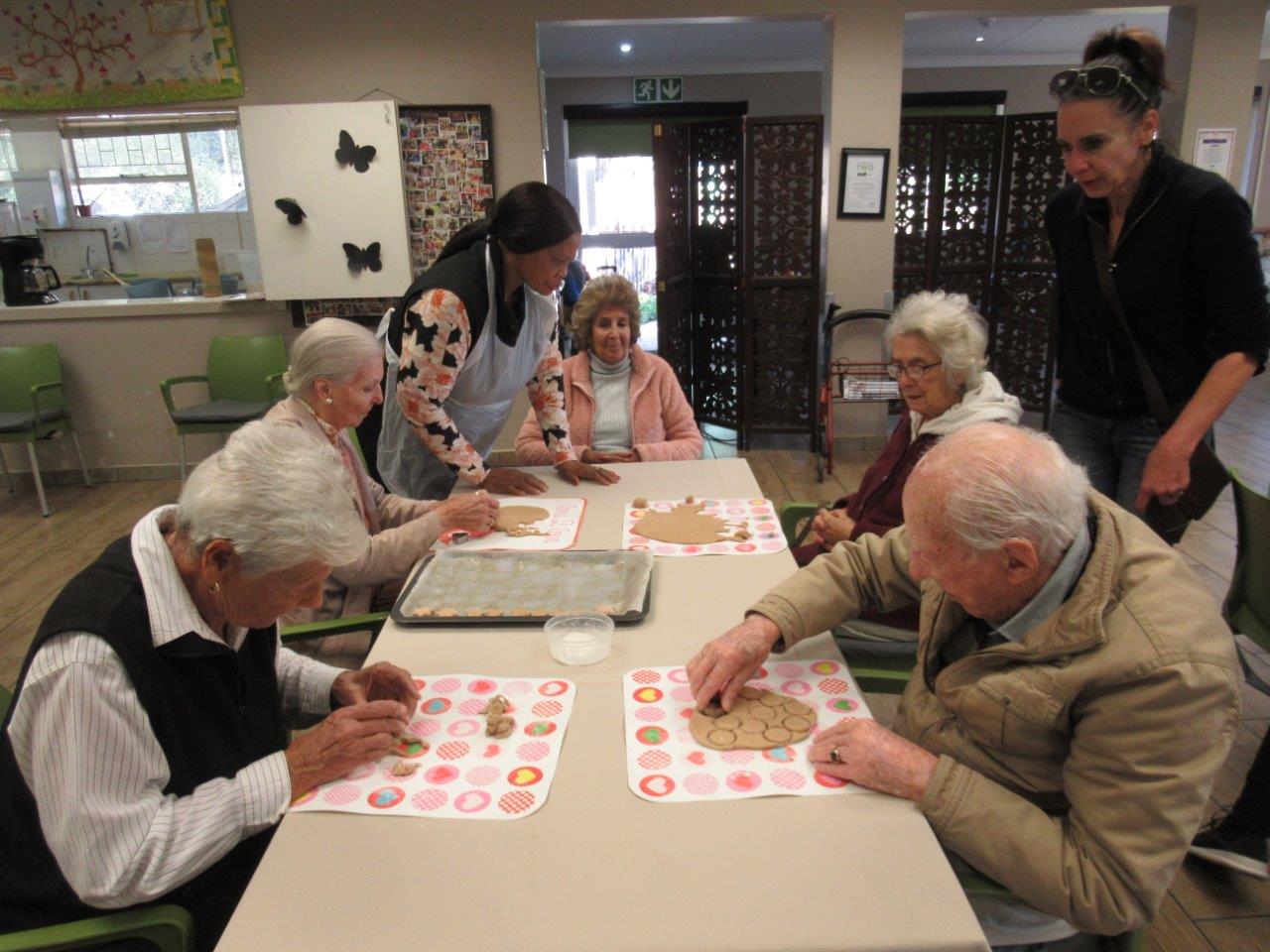 RSCC and Elphin Lodge get tails wagging for Mandela Month – Rand Aid ...