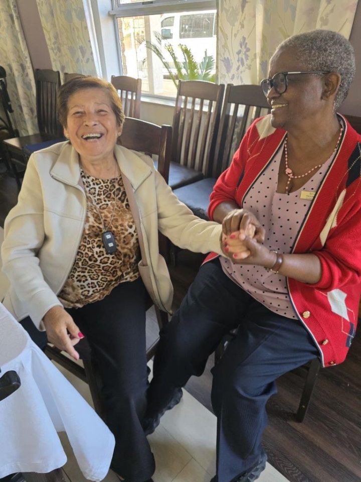 Happy day for residents with birthdays in September – Rand Aid Association