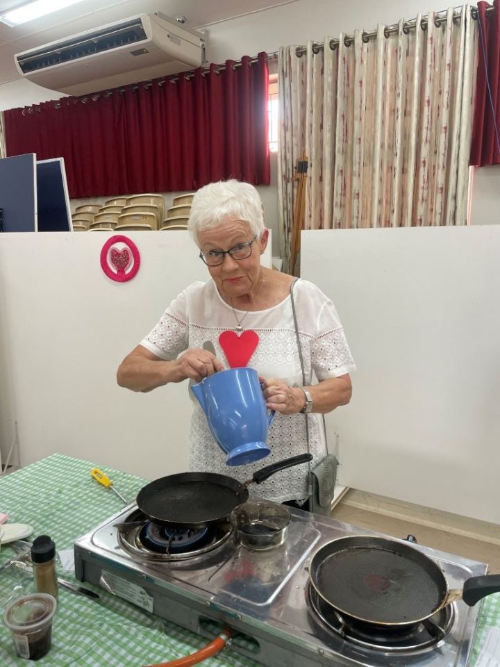 Love, laughter and shopping: Tarentaal’s Valentine’s market a big hit ...